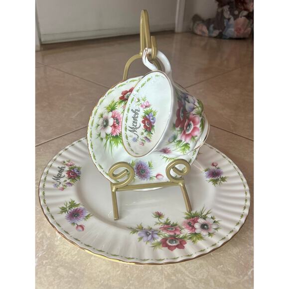 Royal Albert | Kitchen | Royal Doultonroyal Albert Vintage Flower Of ...